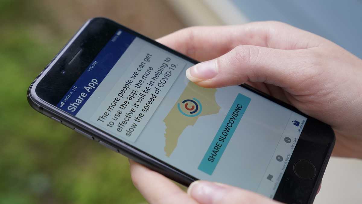 EXPLAINER: How phones can alert you to COVID-19 exposure