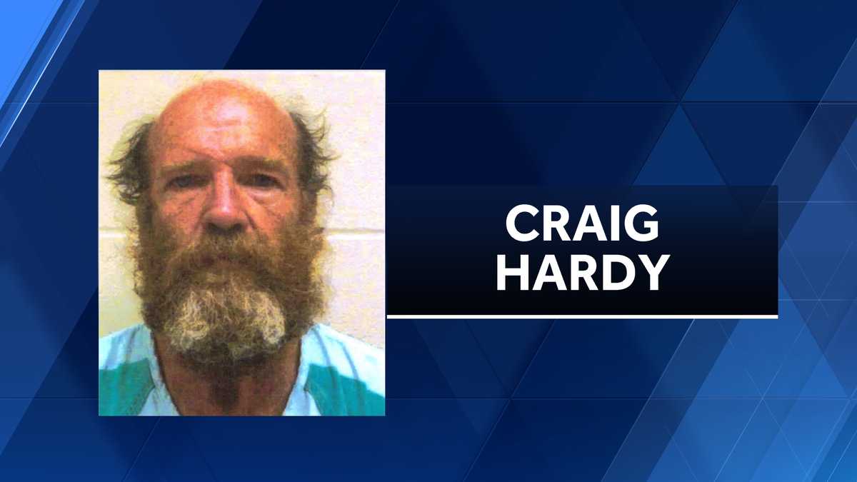 Iowa man steals tractor, rams into city hall, causing thousands in ...