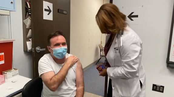 Cincinnati Mayor John Cranley gets his vaccine as eligibility opens up