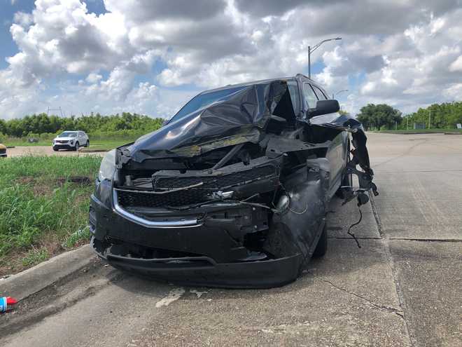 School bus crash injures two children School bus crash injures two children