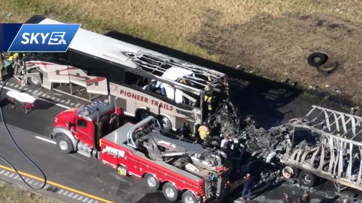 NTSB at scene of deadly Ohio interstate crash