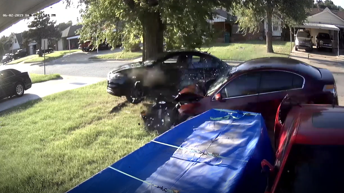 Video: Speeding car jumps curb, crashes into vehicles in southwest OKC ...