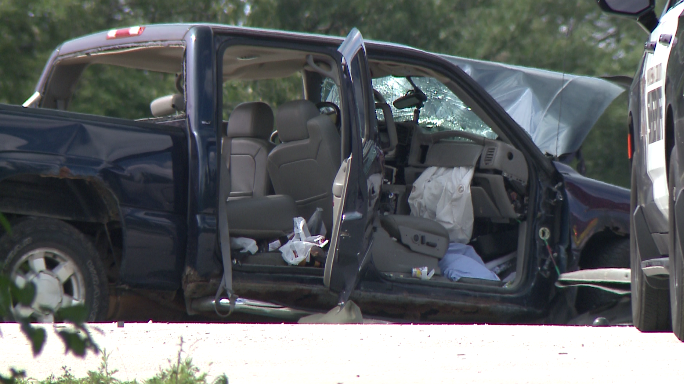 One dead in Waukesha highway crash