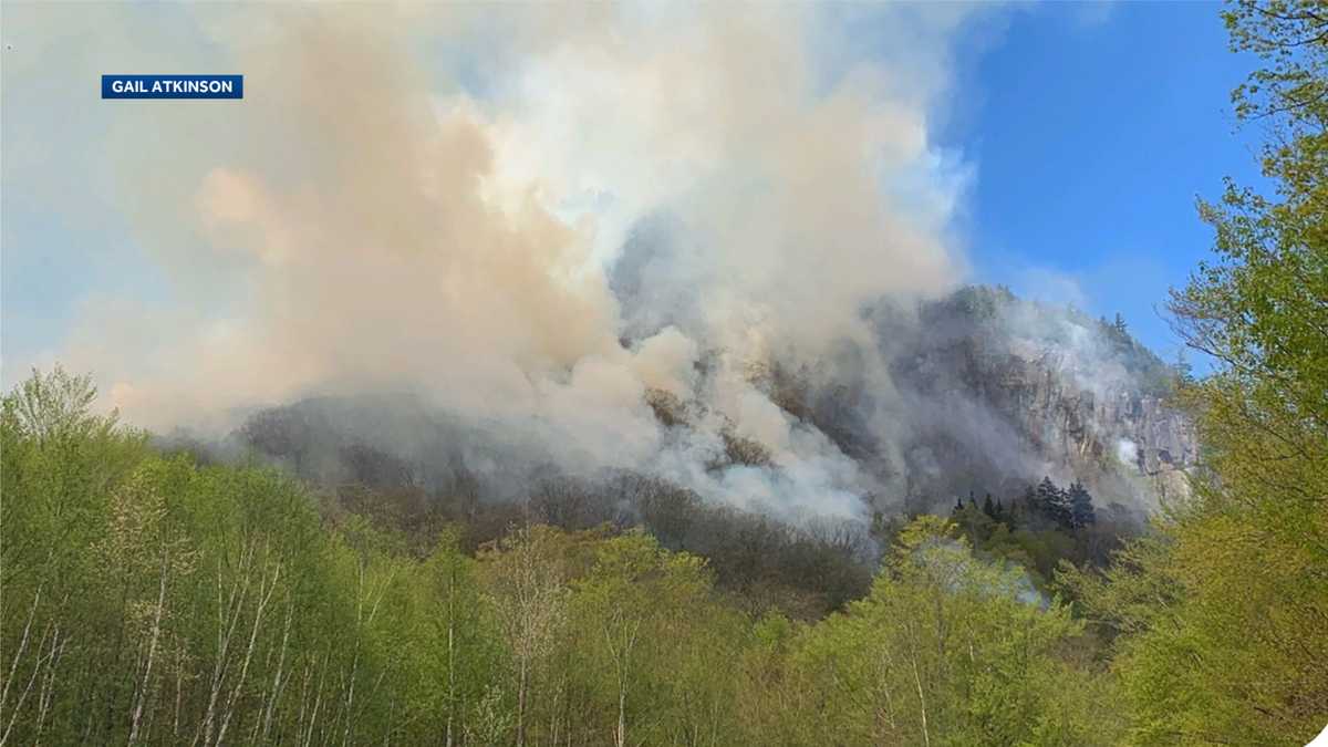 Crews fight major forest fire at Crawford Notch