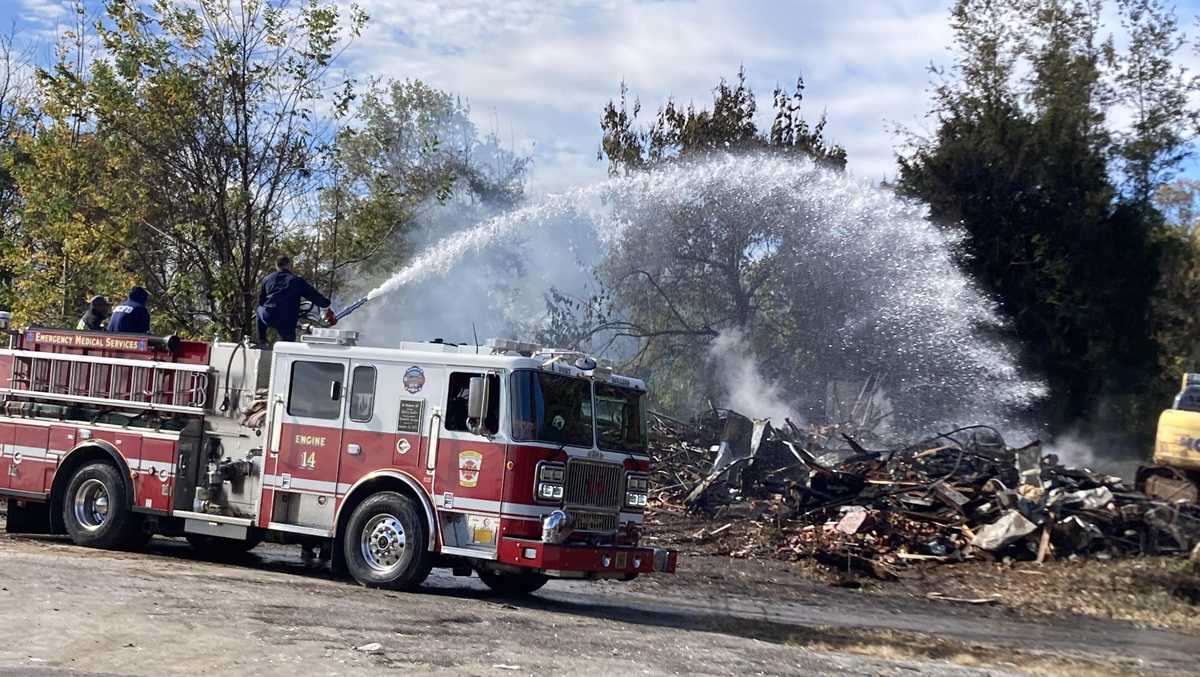 Fire destroys abandoned west Baltimore mansion
