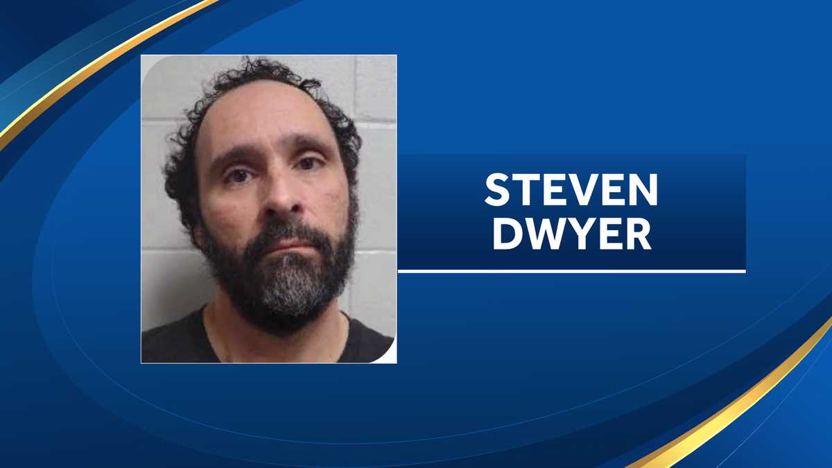 Londonderry Middle School teacher accused of threatening student Londonderry Middle School teacher accused of threatening student