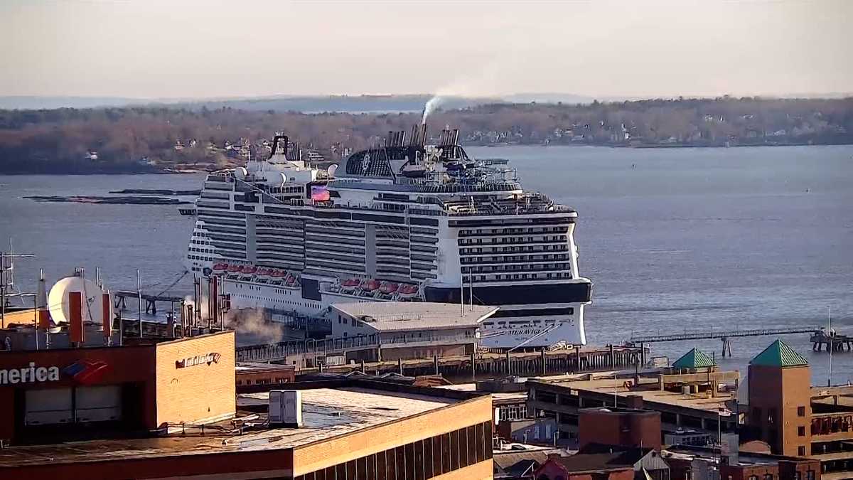 Cruise ship makes previously unplanned visit to Portland