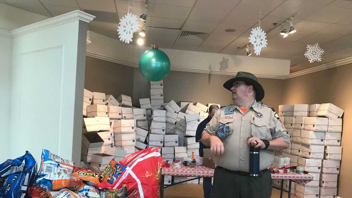 Cub Scout group packs gifts for deployed Mississippians