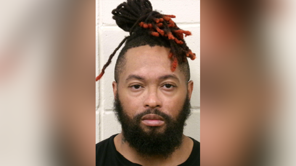 Savannah: Discovery of texts leads to search for man, 2 girls - WJCL