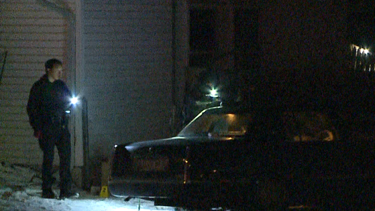 Suspect flees Omaha police, located by undercover officers
