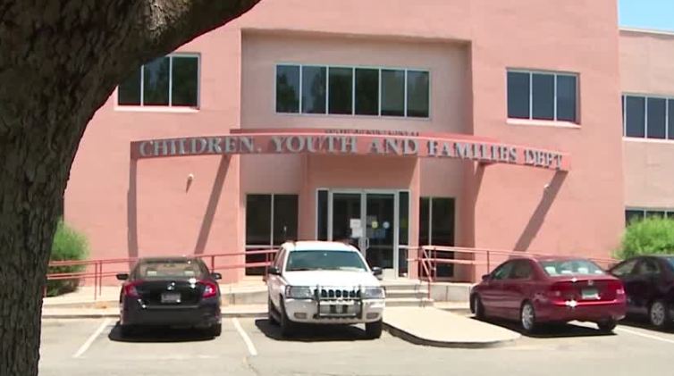 Death lawsuit filed against CYFD for 1-month-old infant