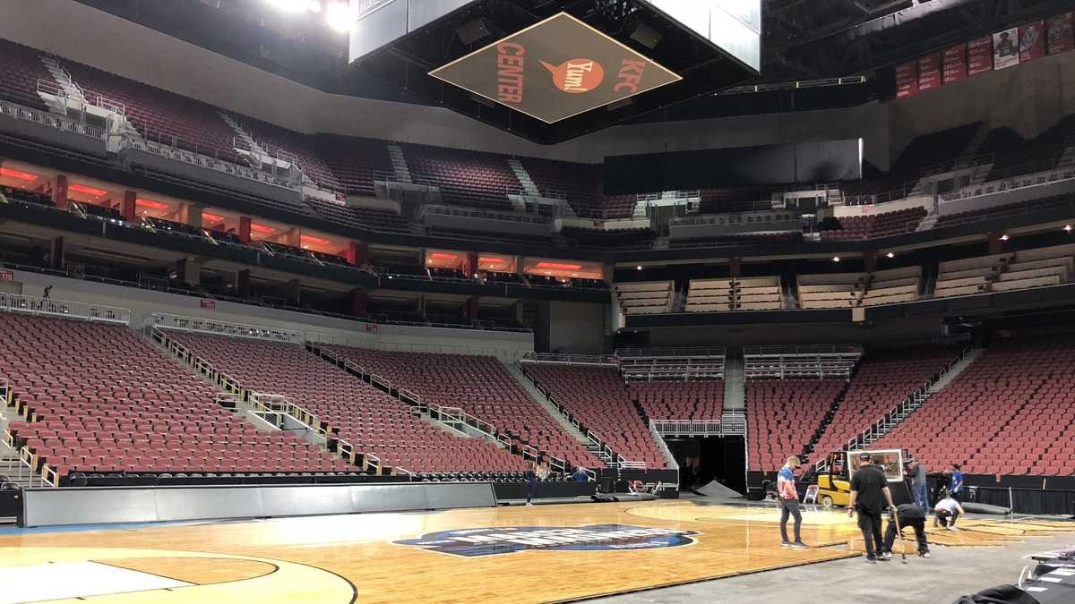 HOW SWEET IT IS: NCAA South Regional court installed at KFC Yum! Center