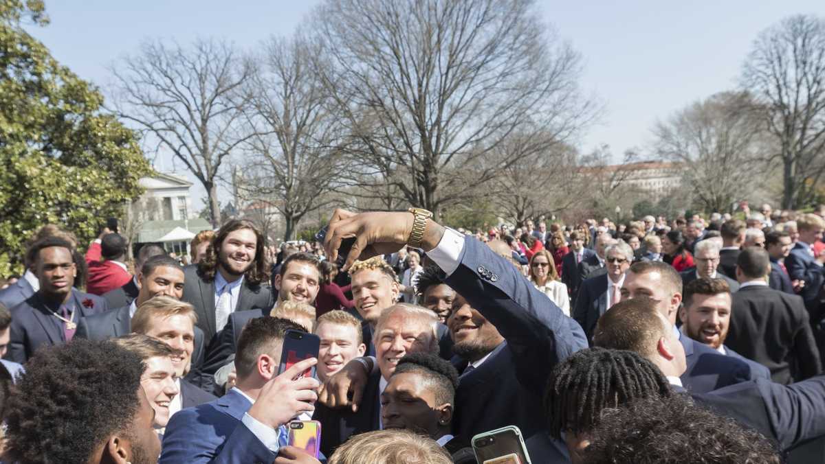 PHOTOS: Alabama football team visits the White House