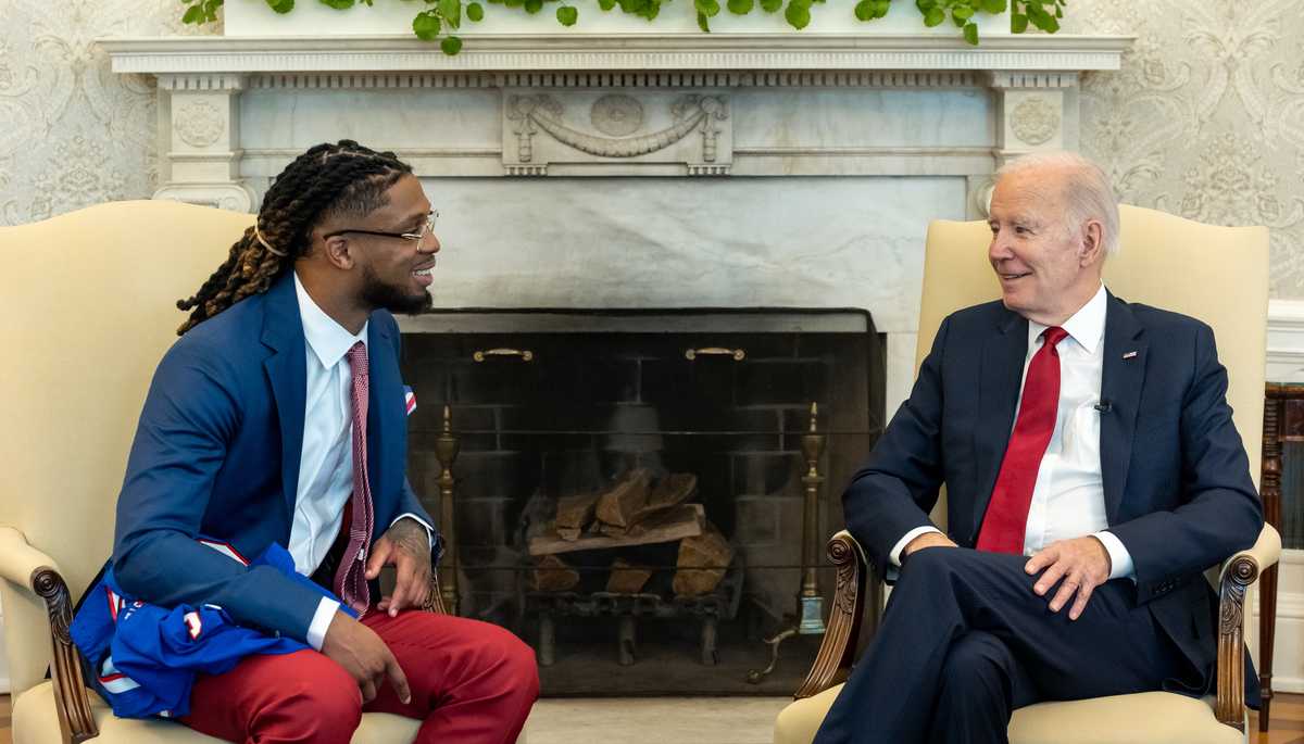 Damar Hamlin meets President Biden at White House