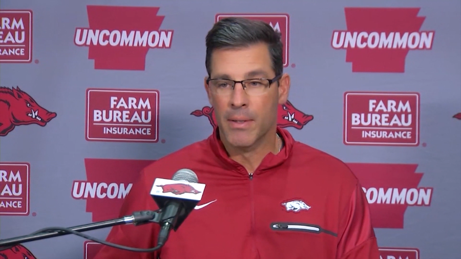 Arkansas hires Dan Enos as offensive coordinator