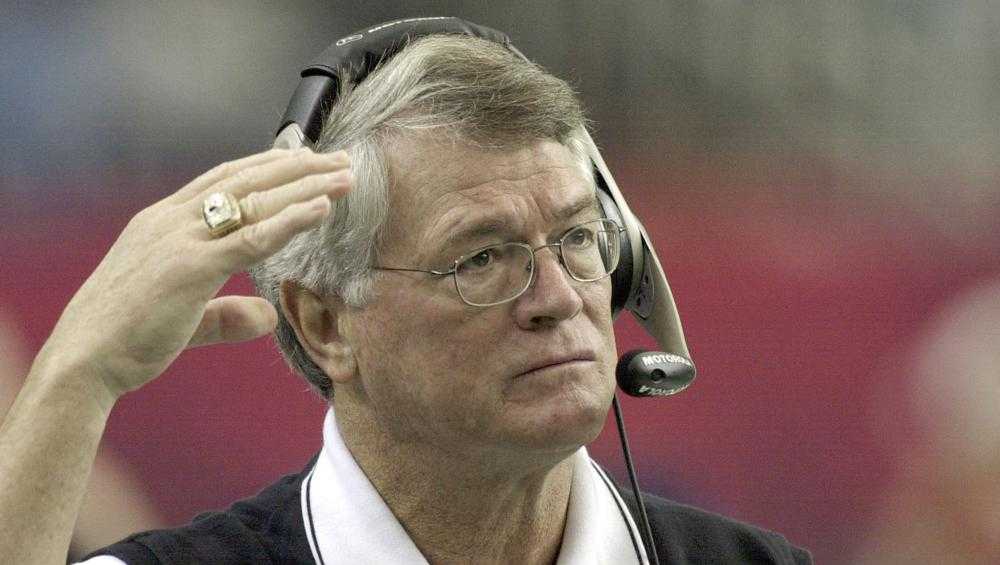 Former Broncos, Falcons, Giants coach Dan Reeves dies at 77