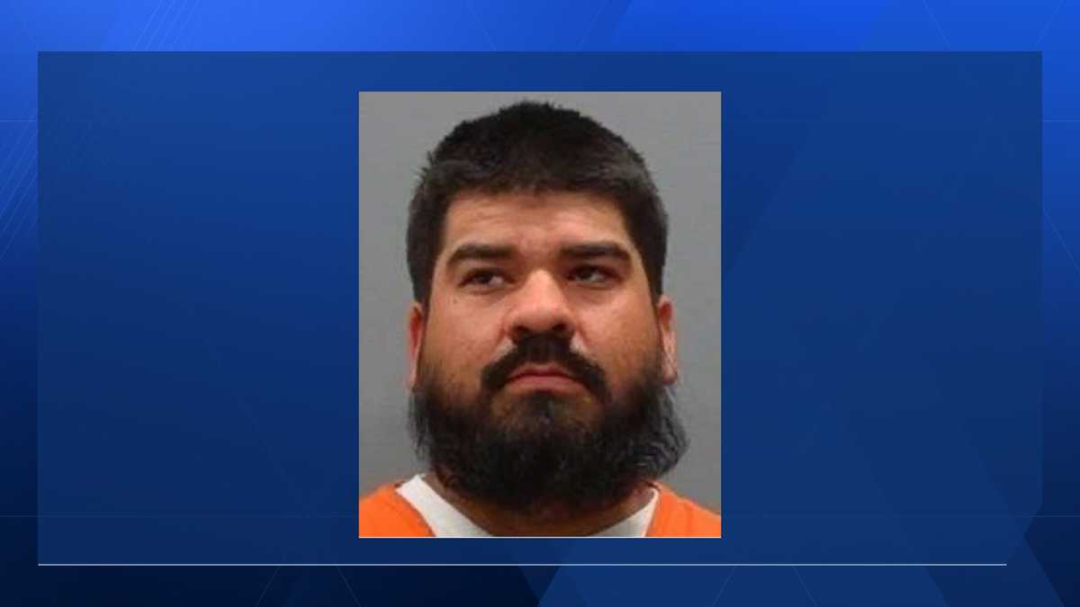 Bellevue man accused of enticing a minor receives bond