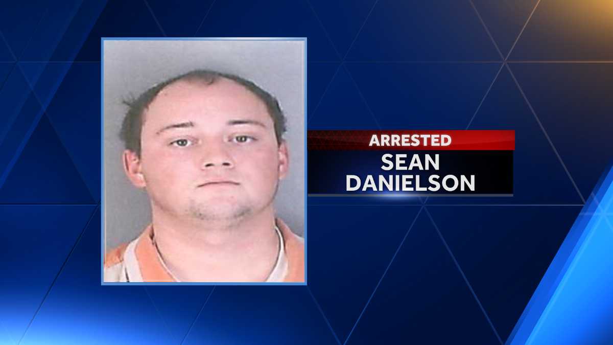 23-year-old arrested for allegedly sending sexually explicit messages ...