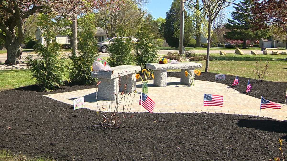 Granite benches honor late Marshfield boys Danny Sheehan, David Moeykens