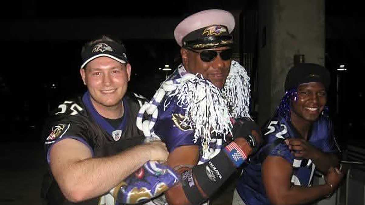 Ravens Flock remembers Captain Dee-Fense | Fan photos