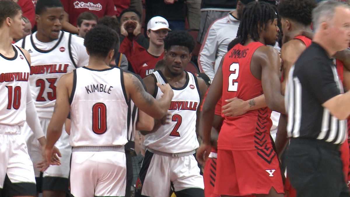 Darius Perry impresses coach, teammates in Louisville basketball victory