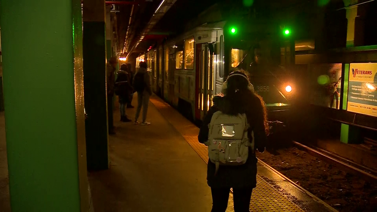 Electrical issue shuts down entire MBTA rail system during Tuesday ...