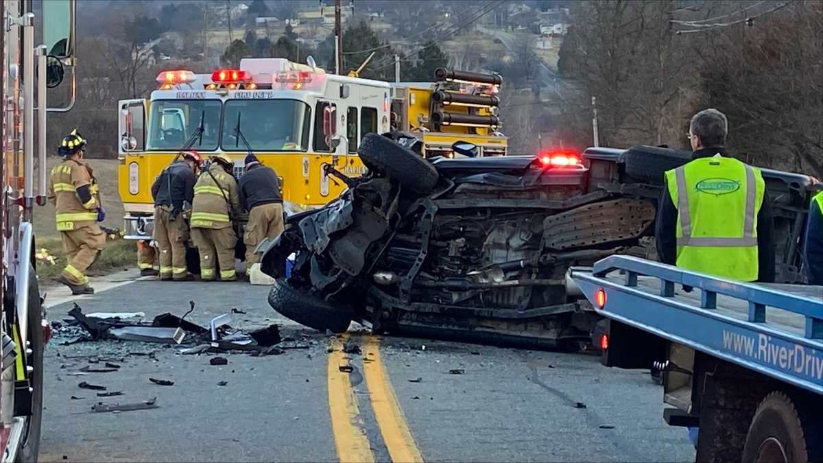Drivers seriously injured in head-on crash in Halifax, Pa.
