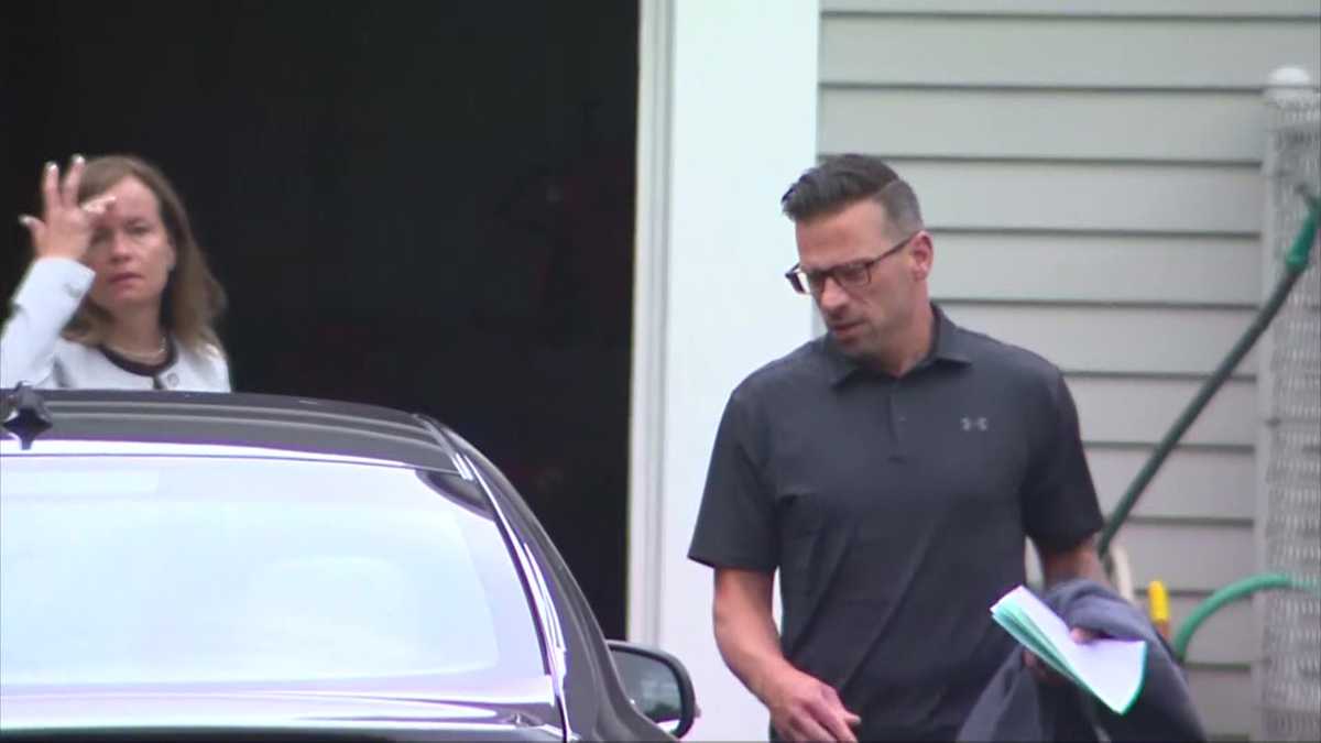 Gymnastics coach accused of raping teenager at gym