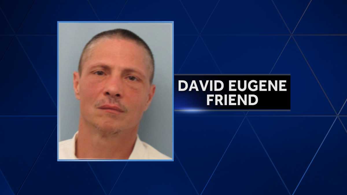 Police are looking for escaped inmate