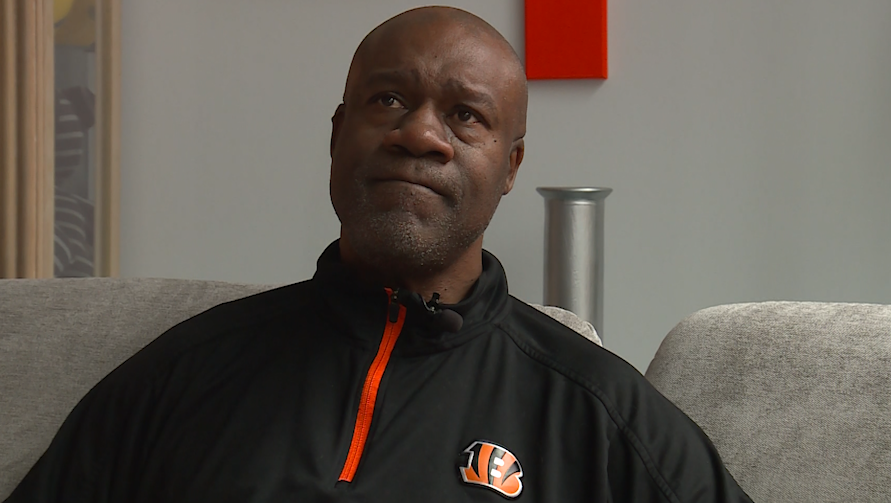 Former Bengal: 'The brotherhood is unbelievable ... We're all on the ...