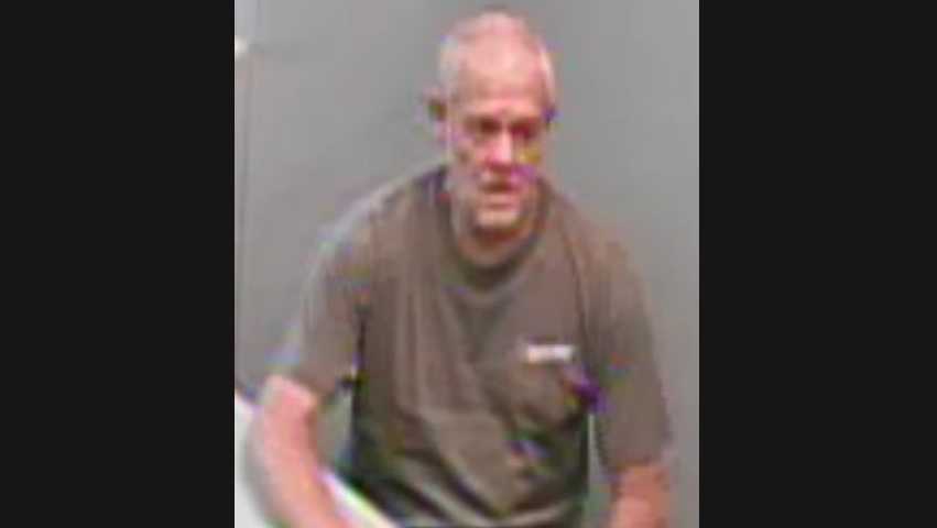 North Carolina: Indecent exposure at grocery store