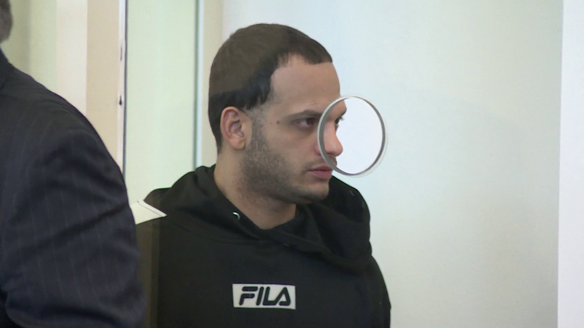 Man faces murder charge in girlfriend's 2007 disappearance