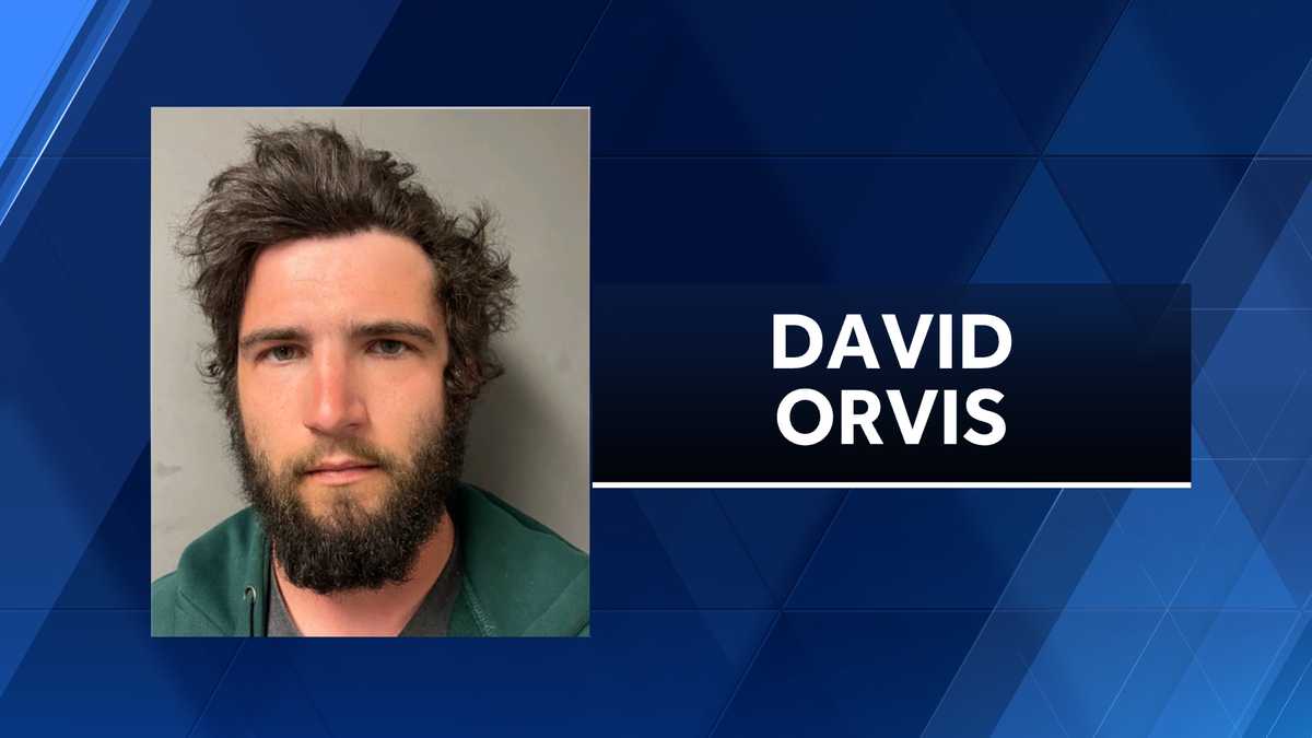 Vermont corrections officer accused of smuggling tobacco into prison