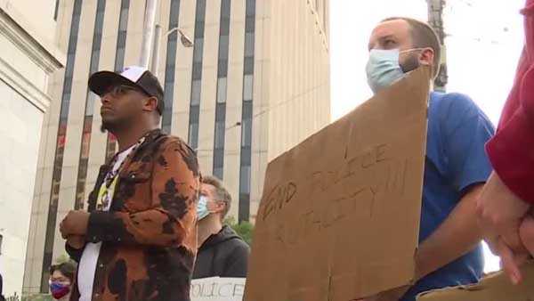 Protests after paraplegic man dragged from car in Dayton, Ohio