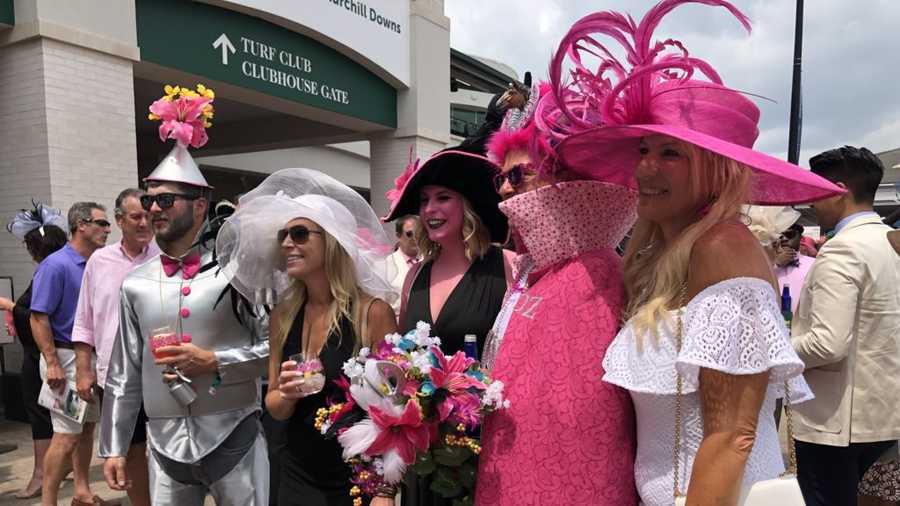 PHOTOS: Check out some of the stylish ensembles from Kentucky Oaks Day