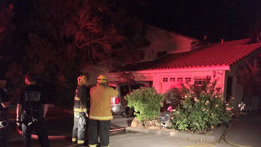 2 children escape Davis house fire