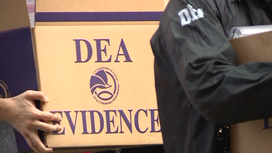 Ex-DEA agent, wife, to leave Puerto Rico, face trial in US