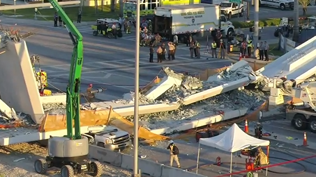 Video shows moment Florida bridge collapsed