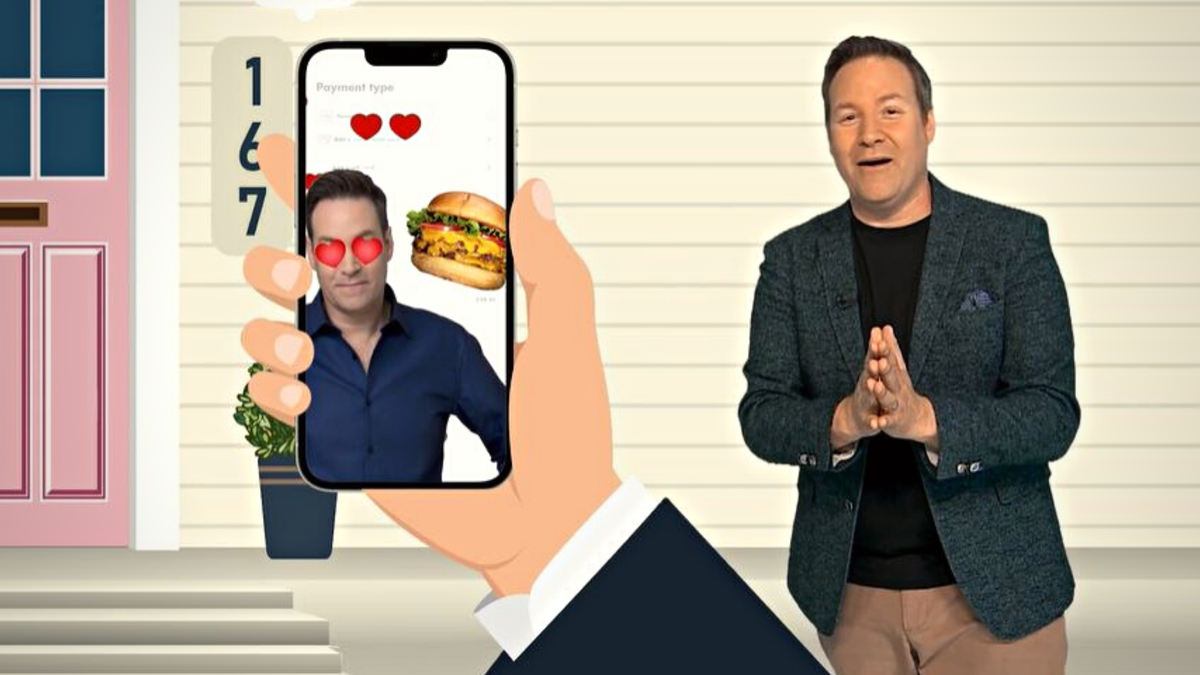 Rossen Reports: Cash in on holiday discounts and freebies