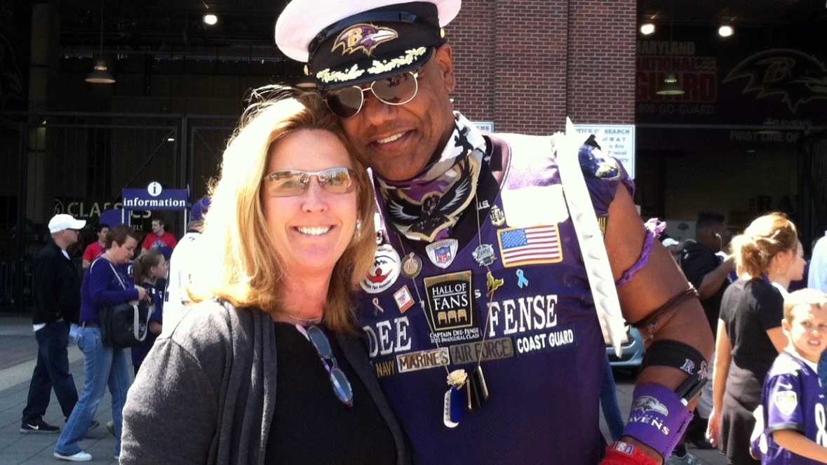 Ravens Flock remembers Captain Dee-Fense | Fan photos