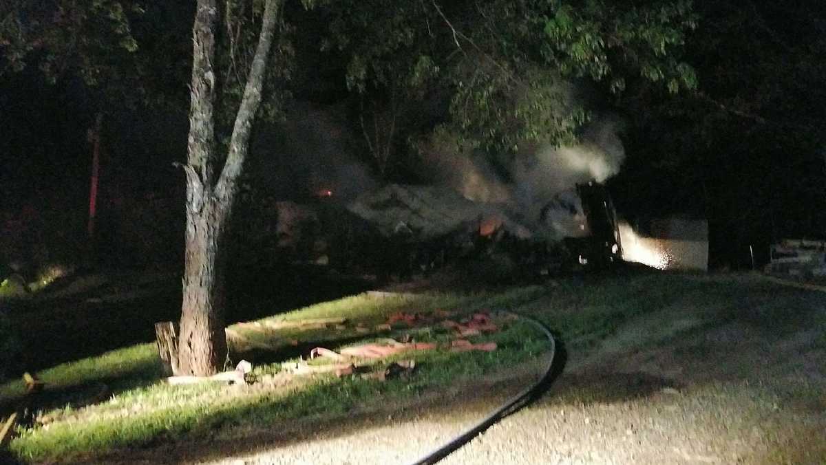 Barking dogs alert family to Orland house fire