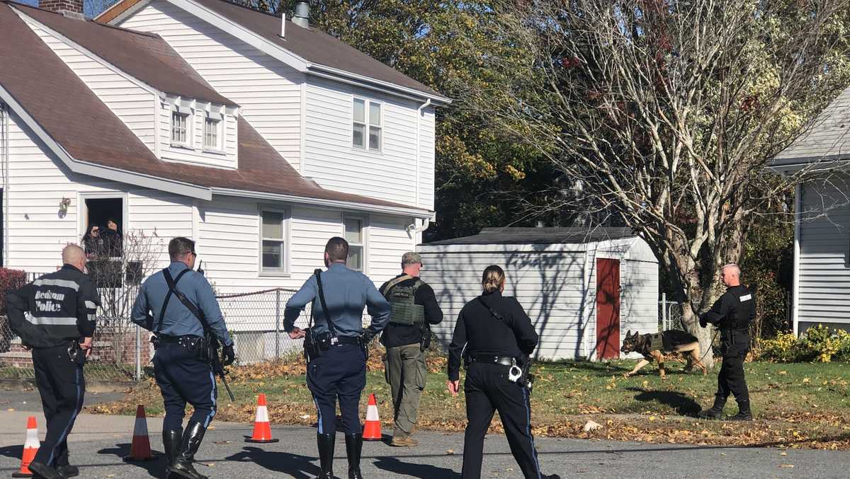 Gun found, police believe robbery suspects evaded Dedham search