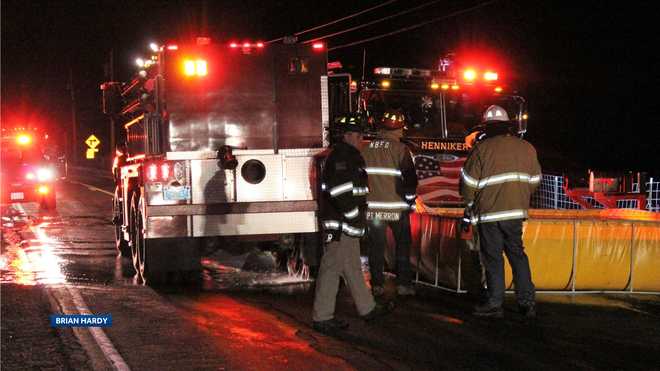 Fire destroys barn in Deering