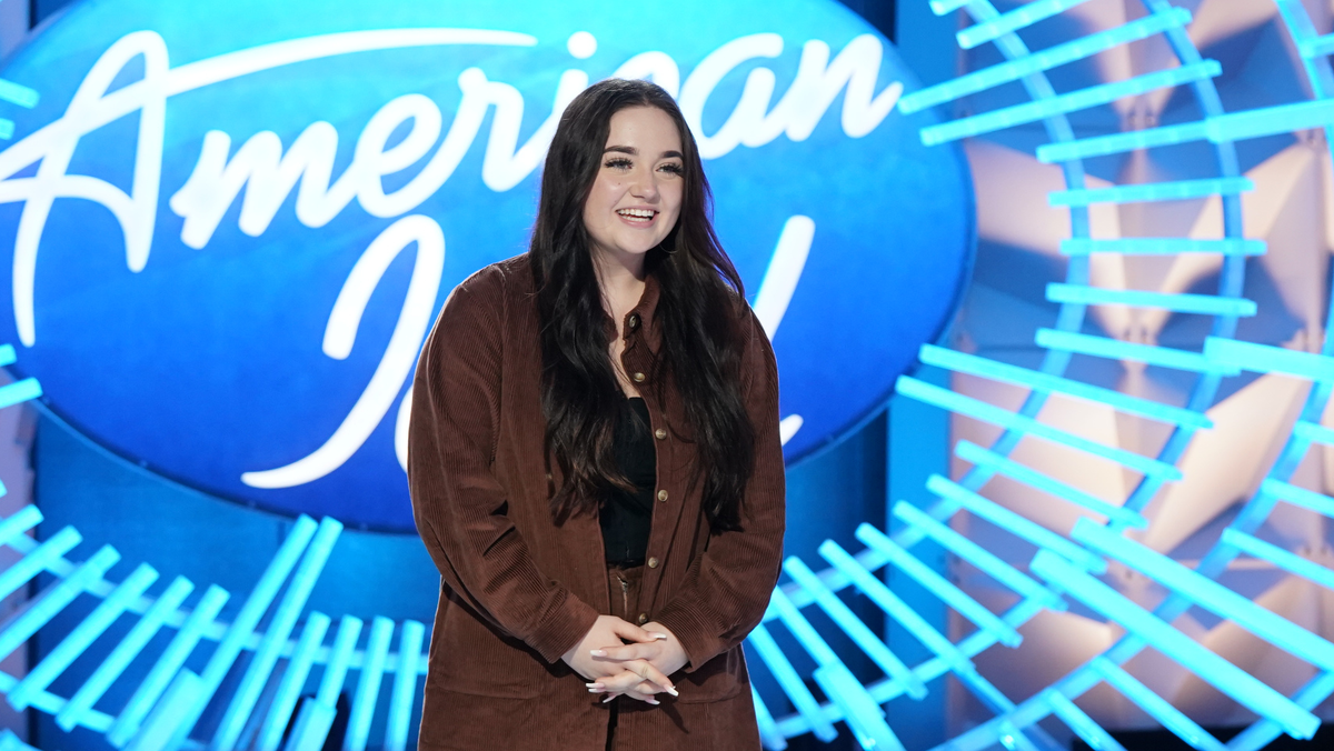 'Singing Babysitter' going to Hollywood with 'American Idol'