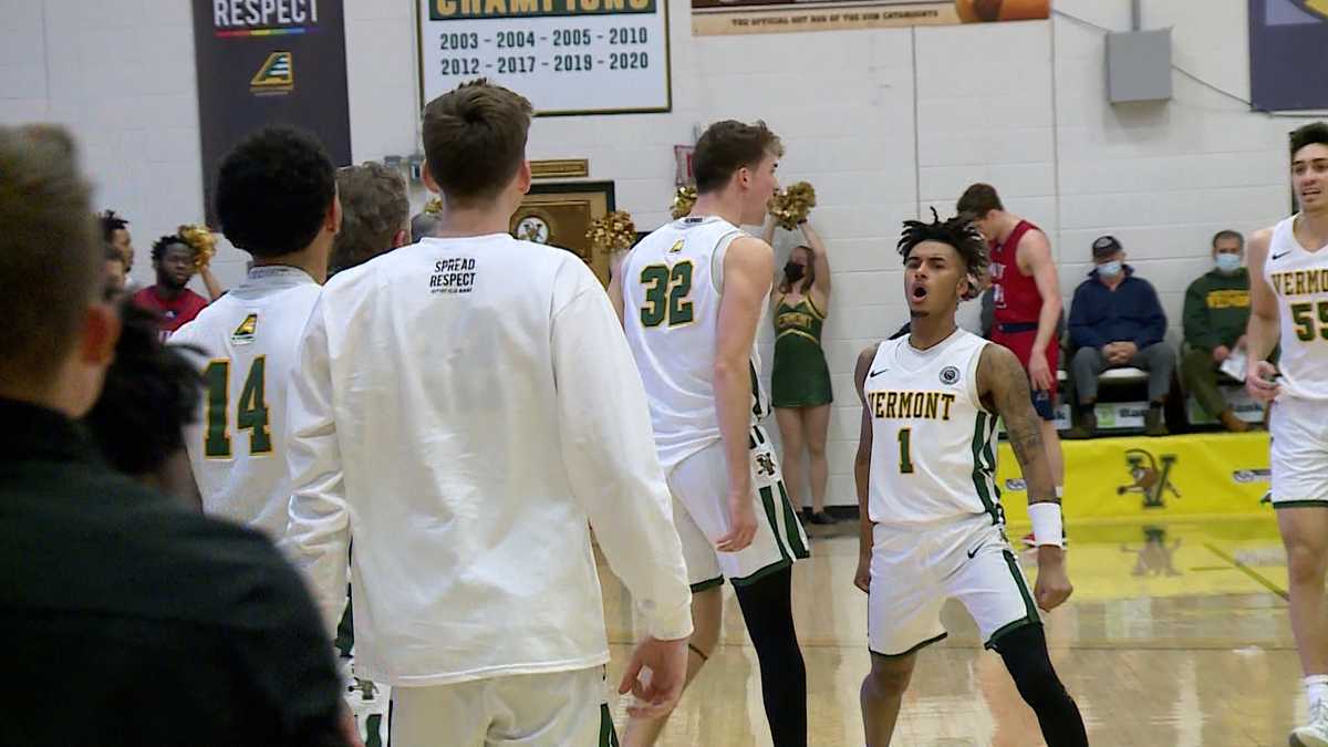 Deloney's first half domination helps UVM cruise to 11th straight win