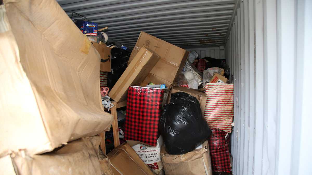 Hundreds of Christmas gifts damaged at Delray PD