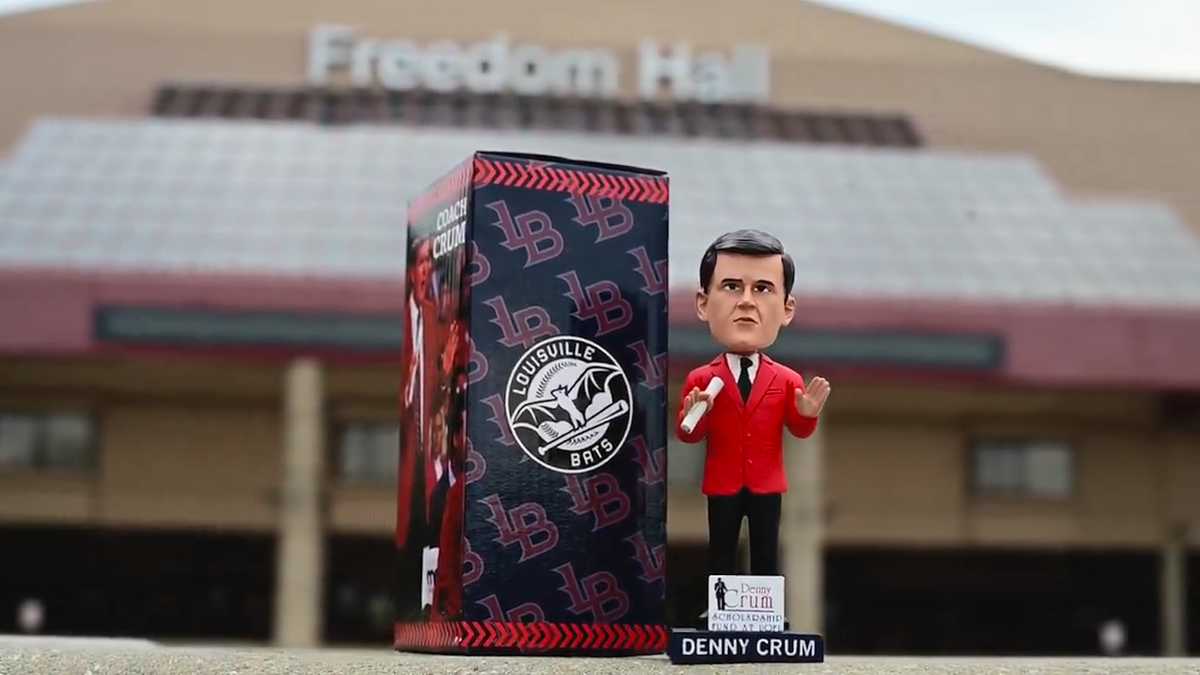 Louisville Bats to honor Denny Crum with bobblehead this season