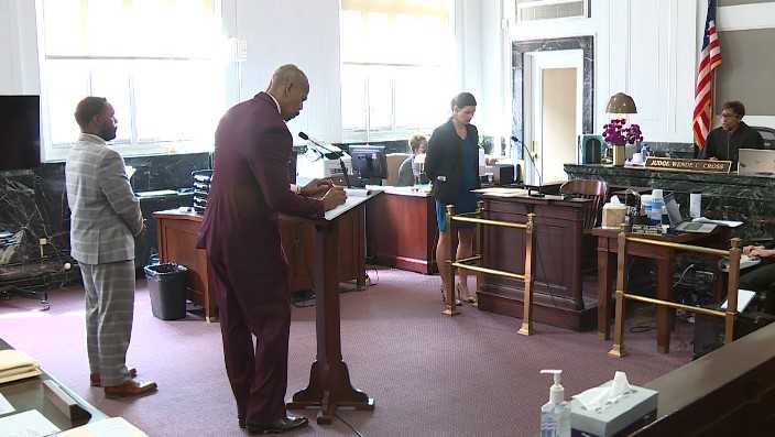 Former Hamilton County deputy sentenced to prison for bringing ...