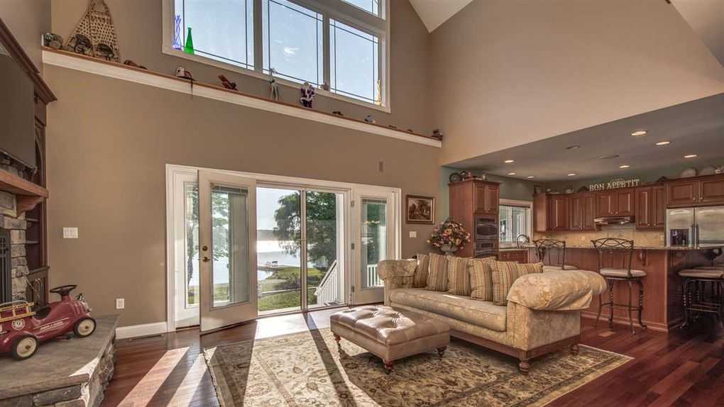 Mansion Monday: This lakeside home in Derry has it all