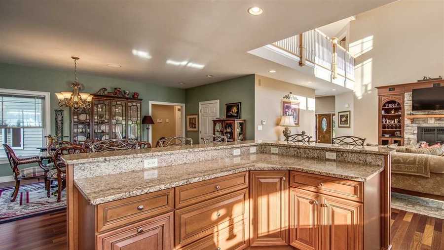 Mansion Monday: This lakeside home in Derry has it all